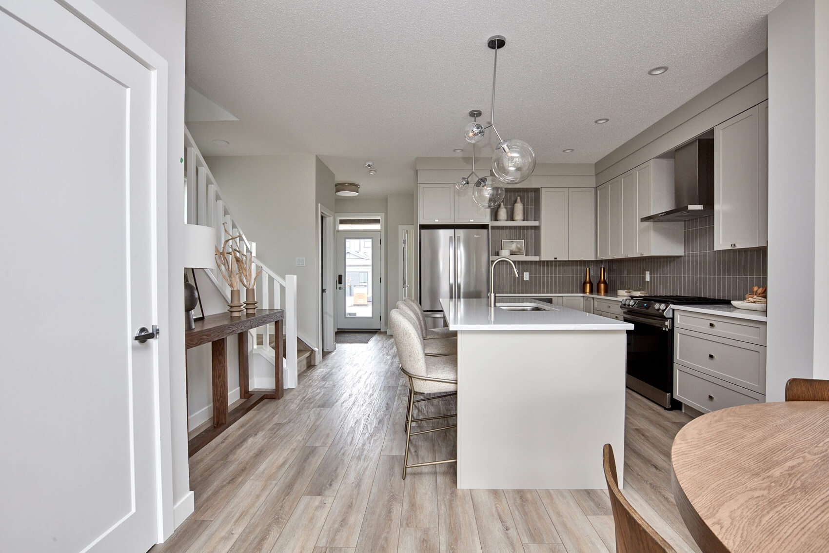 Laned Detach Home - SW Calgary